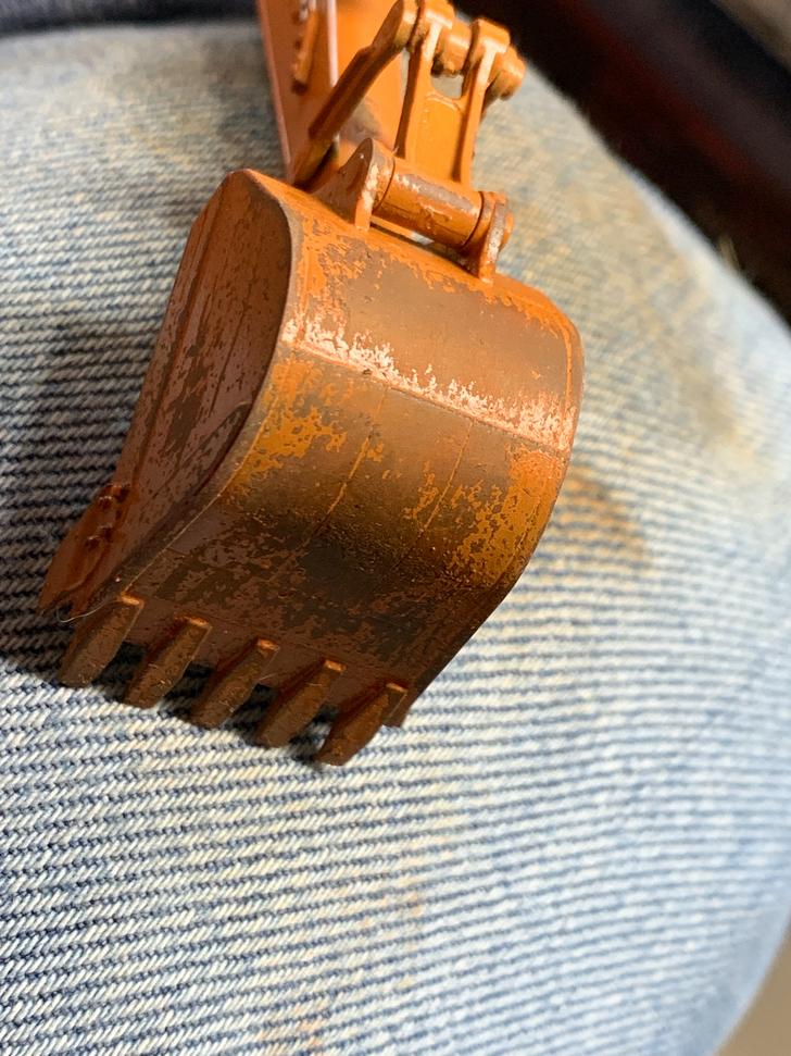 1/35 scale model of a Hitachi Zaxis 135US Excavator - Kawartha Scale ...