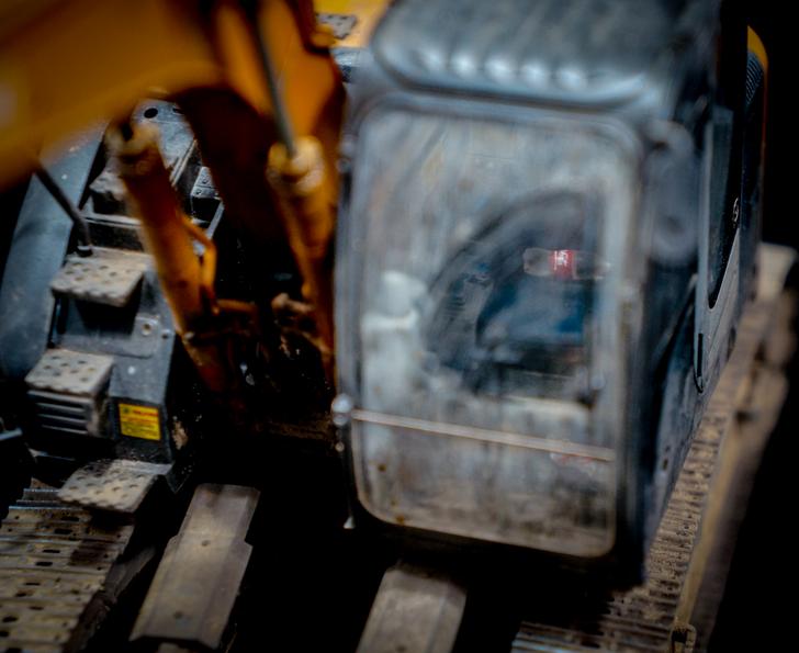 1/35 scale model of a Hitachi Zaxis 135US Excavator - Kawartha Scale ...